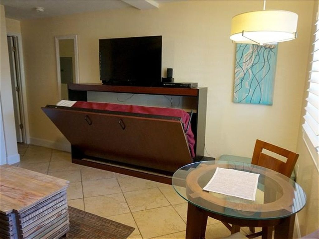 Siesta Key FL Hotel Rooms | Sea Club V Waterfront Resort