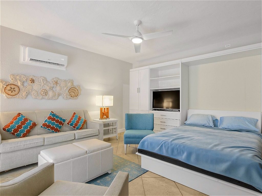 Siesta Key FL Hotel Rooms | Sea Club V Waterfront Resort