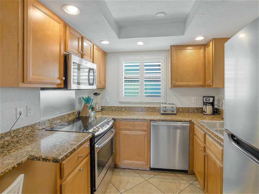 Siesta Key FL Hotel Rooms | Sea Club V Waterfront Resort