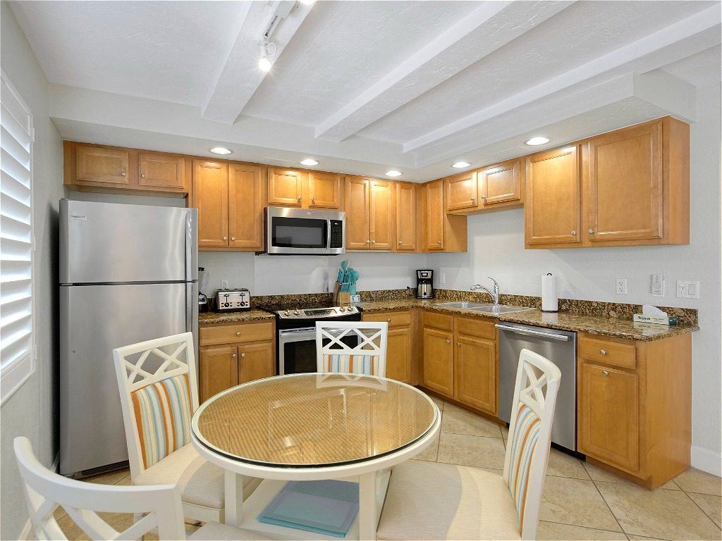 Siesta Key FL Hotel Rooms | Sea Club V Waterfront Resort